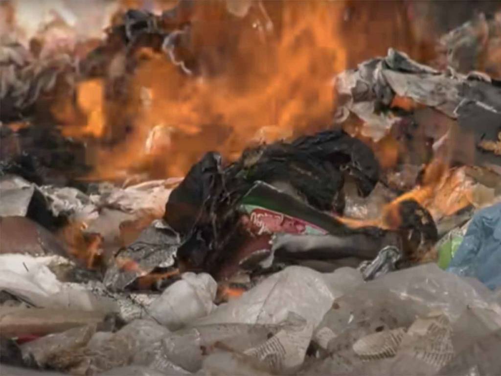 The Story Of Plastic - Films for the Earth